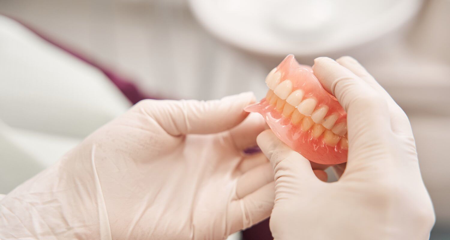 Warning Signs That You Need To Replace Your Dentures | Mesquite Local News