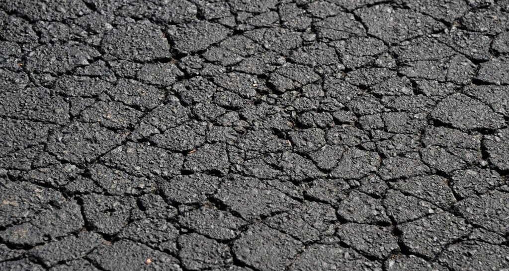 The Hidden Costs of Ignoring Parking Lot Maintenance | Mesquite Local News